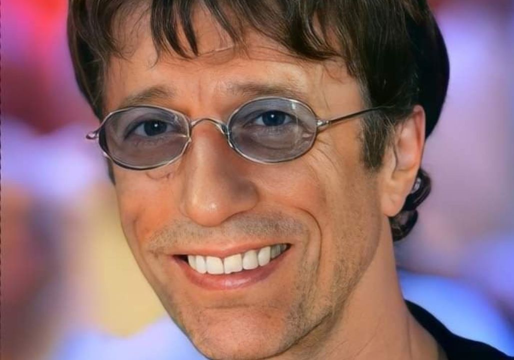 Robin-John Gibb/Robin Gibb's son came to Smooth studio to share his new ...