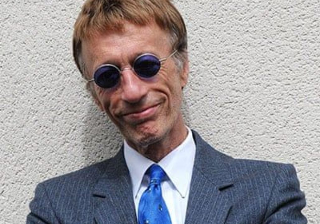 “When the Music Faded: The Tragic Final Days of Robin Gibb and the ...